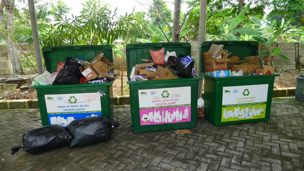 Waste Management - Armada Kemasan